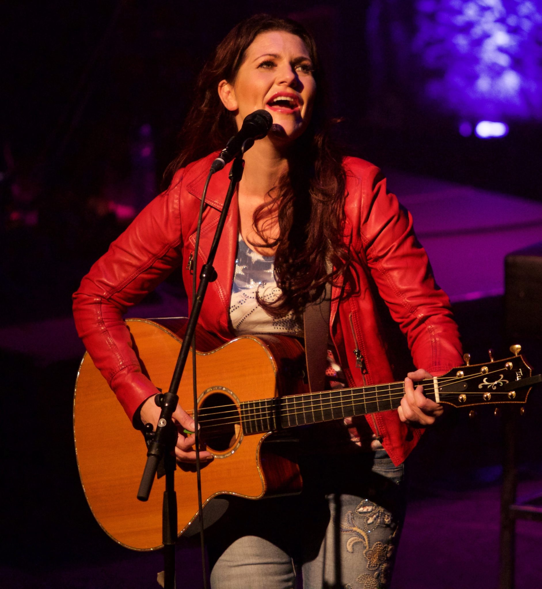 Veelzijdig artiest Lana Wolf - Visit Oldebroek